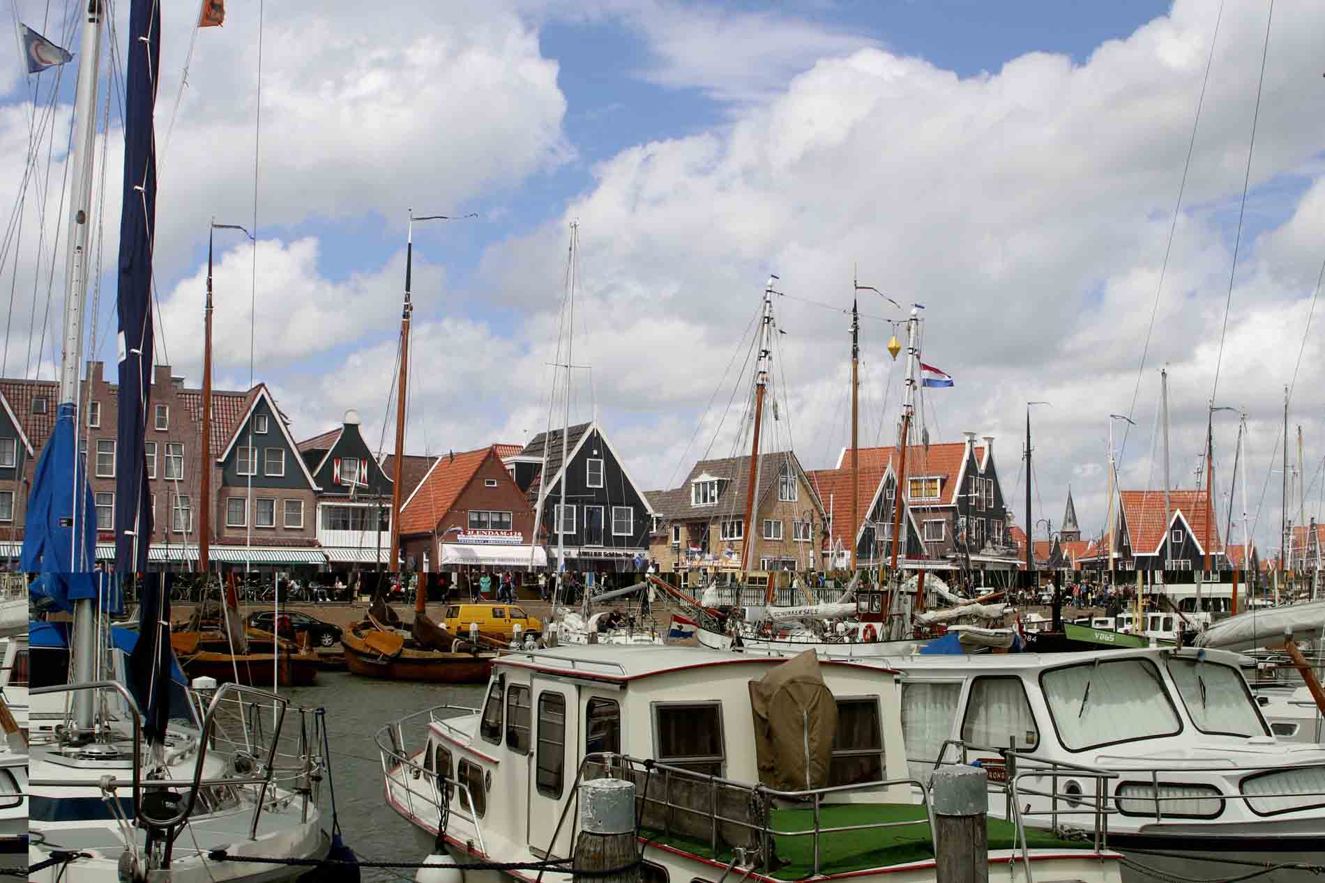Een dag naar Volendam - Wij reizen graag